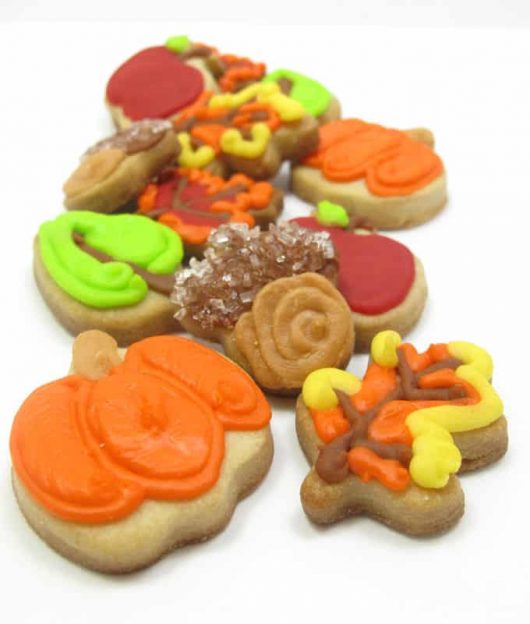 Fall cookies: How to decorate mini fall cookies, pumpkins, leaves, and ...