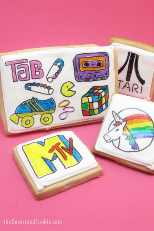 '80s cookies: How to decorate 1980s cookies with food pens.