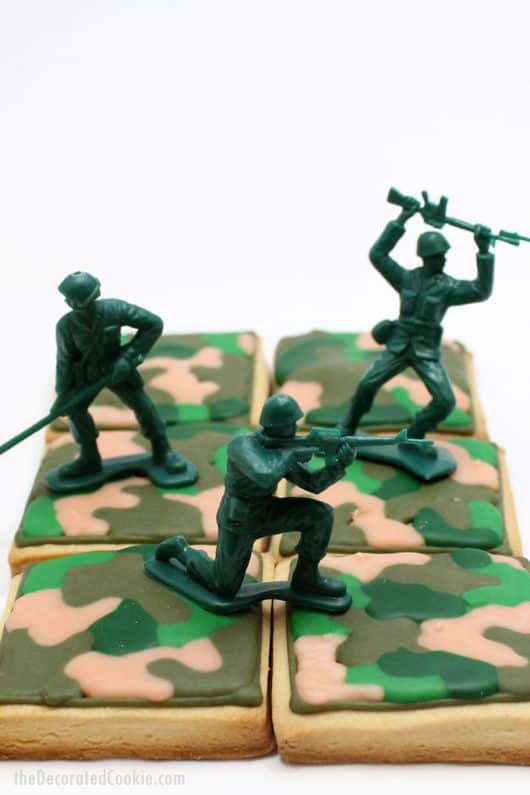 army cookies: How to make camouflage cookies for the military