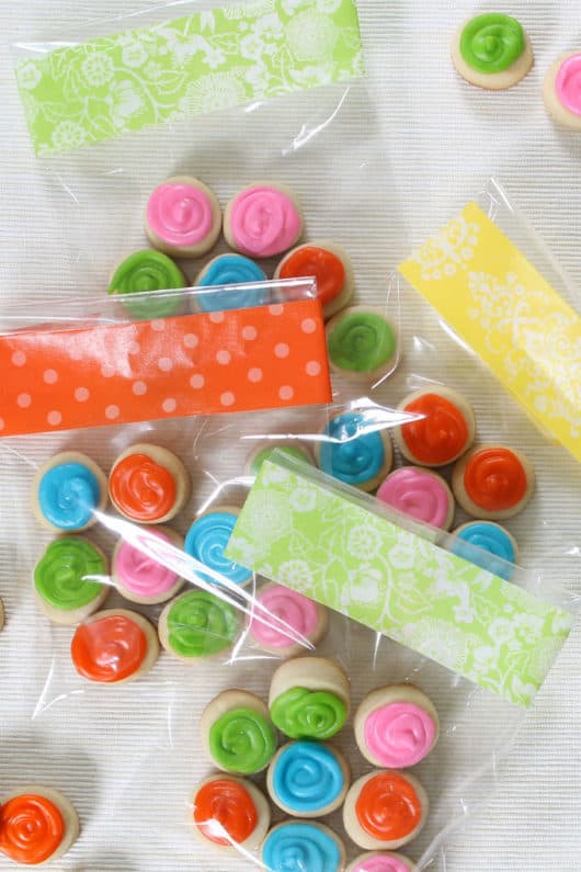 COOKIE SNACK PACKS: to-go snack packs of decorated cookies