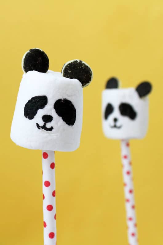 PANDA MARSHMALLOWS and 29 other panda treats and crafts.