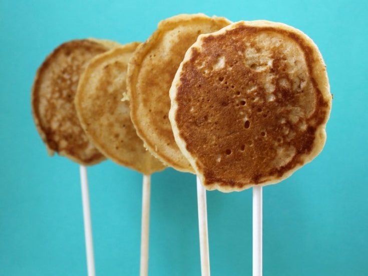 PANCAKE POPS -- Pancakes on a stick for breakfast!