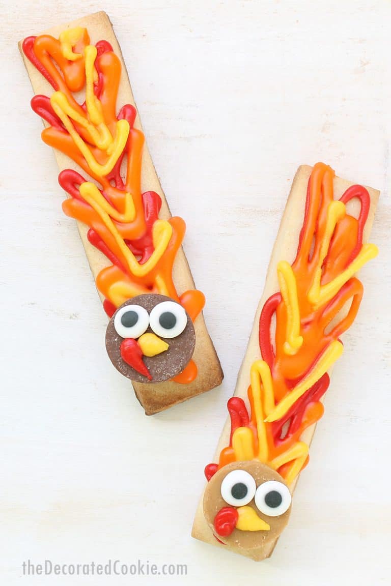 TURKEY COOKIE STICKS: Simple Thanksgiving turkey cookies.