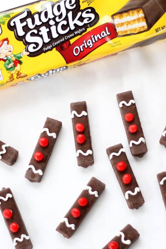 GINGERBREAD MAN FUDGE STICKS -- 5 minute Christmas treat!