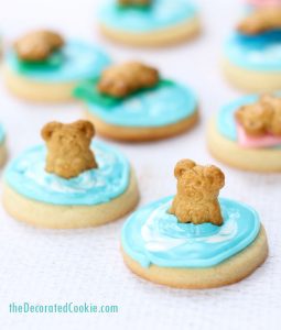 Pool party cookies: Swimming Teddy Grahams, a fun summer dessert idea.