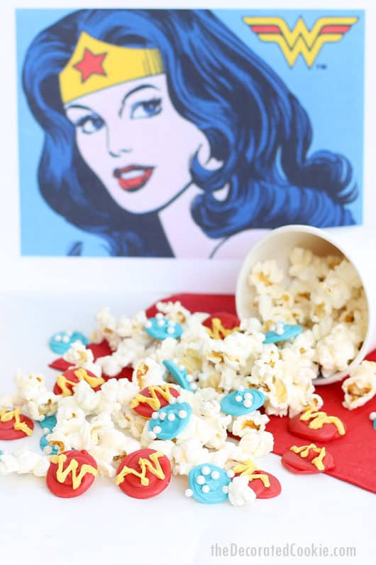 WONDER WOMAN POPCORN -- fun food idea for a superhero party