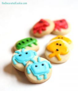 SPACE INVADERS COOKIES -- Fun 1980s party food idea.