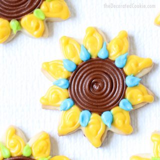 SUNFLOWER COOKIES; How to decorate cookies with video tutorial.
