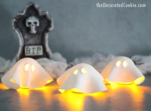 AIR-DRY CLAY GHOST TEALIGHTS-- fun and easy Halloween decor idea