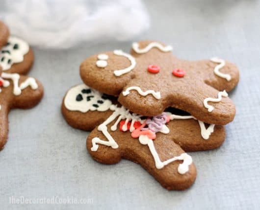 Halloween gingerbread man with anatomy -- scary Halloween cookies