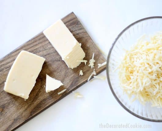 Halloween appetizer: THE SCREAM cheese plate! Fun food idea.