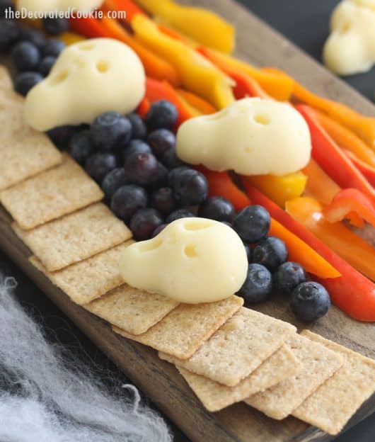 Halloween appetizer: THE SCREAM cheese plate! Fun food idea.