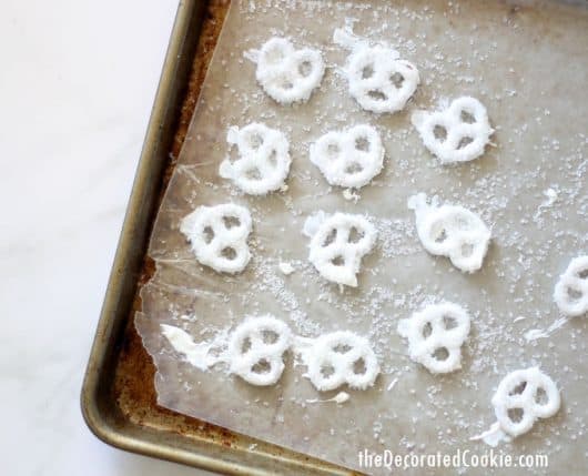 SNOWFLAKE PRETZELS on a stick, a sweet and salty holiday food craft