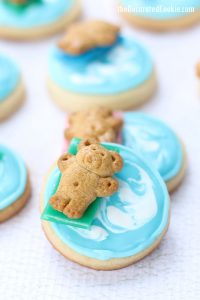 Pool party cookies: Swimming Teddy Grahams, a fun summer dessert idea.