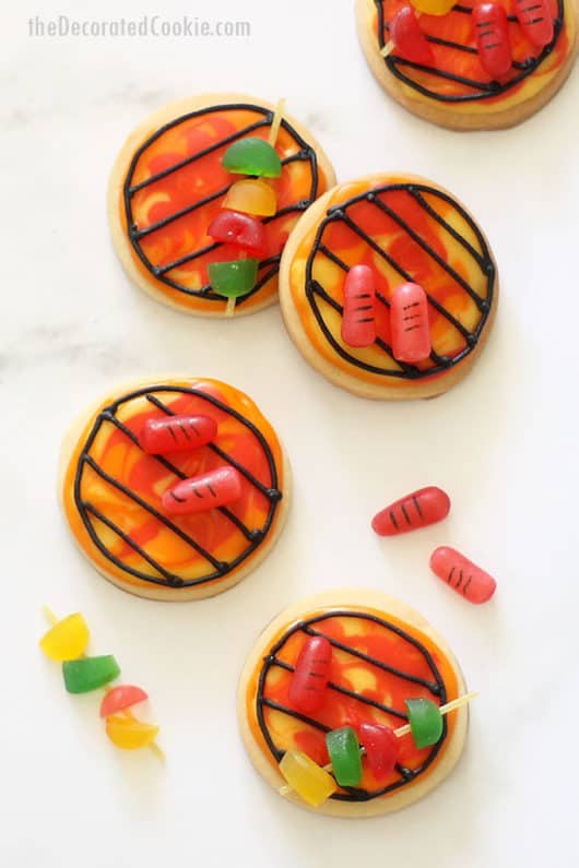 BBQ GRILL SUMMER COOKIES -- Easy, fun decorated cookies.