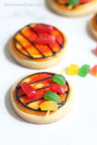 BBQ GRILL SUMMER COOKIES -- Easy, fun decorated cookies.