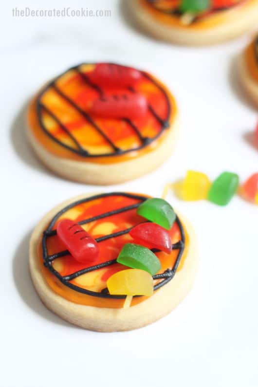 BBQ GRILL SUMMER COOKIES -- Easy, fun decorated cookies.