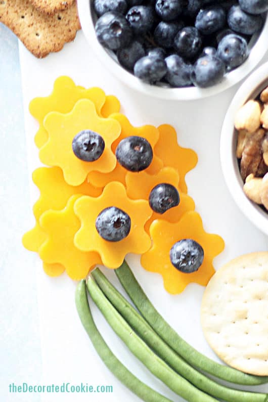 FLOWER CHEESE PLATE -- easy, beautiful appetizer idea for any party